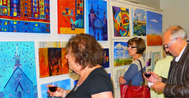 Pinner Local - Pinner Sketch Club Annual Exhibition 2011