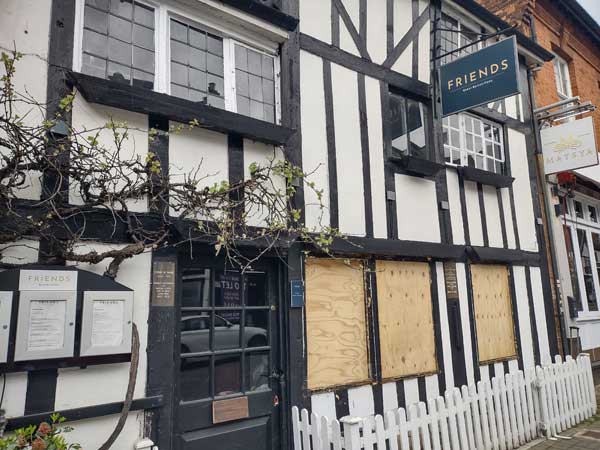 Pinner Local - Local Area News